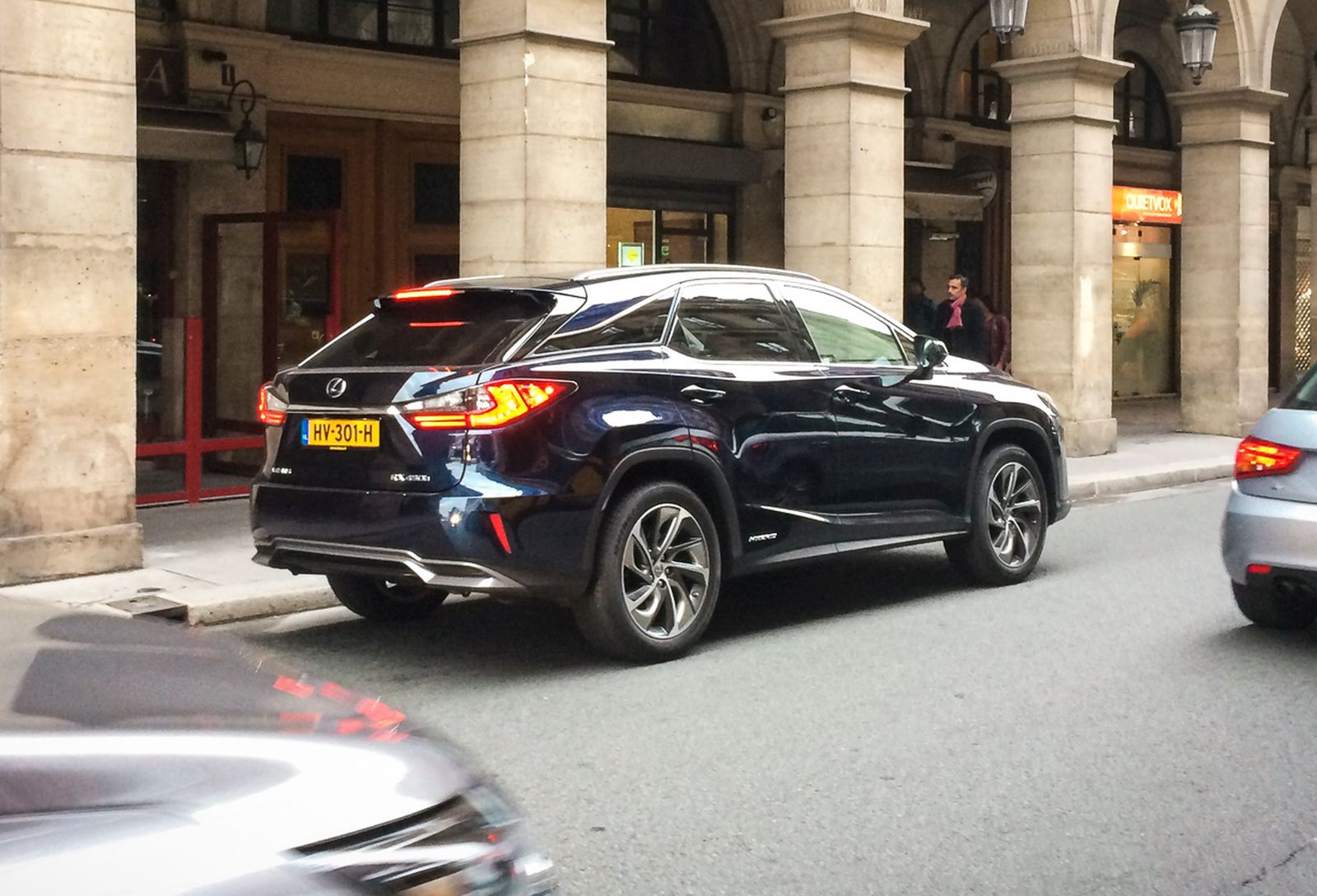 Autotest - Lexus RX 450h Hybrid SUV (MY2017) - AutoRAI.nl