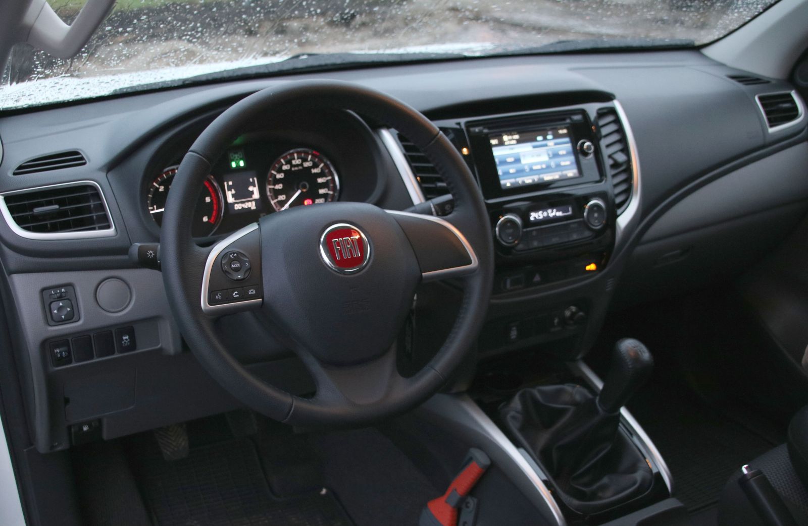 Autotest - Fiat Fullback 2.4D pick-up (2017) - AutoRAI.nl