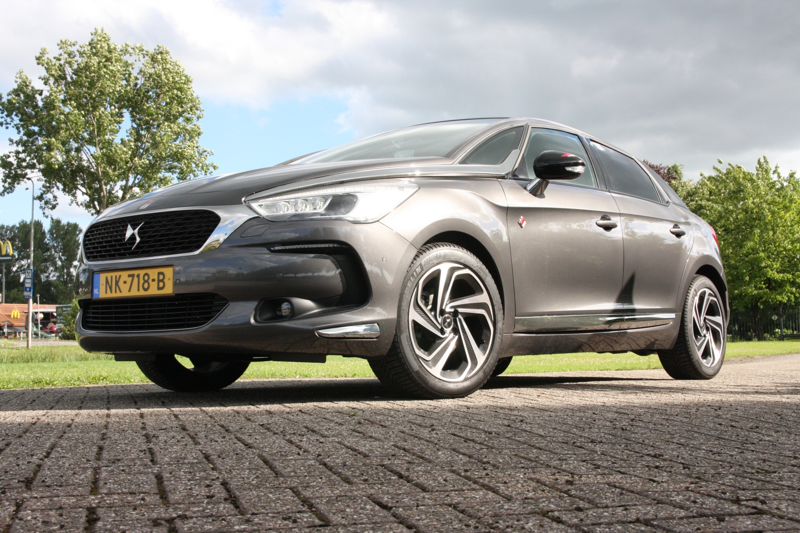 Autotest - Brengt de DS 5 THP 165 Performance Line Franse grandeur?