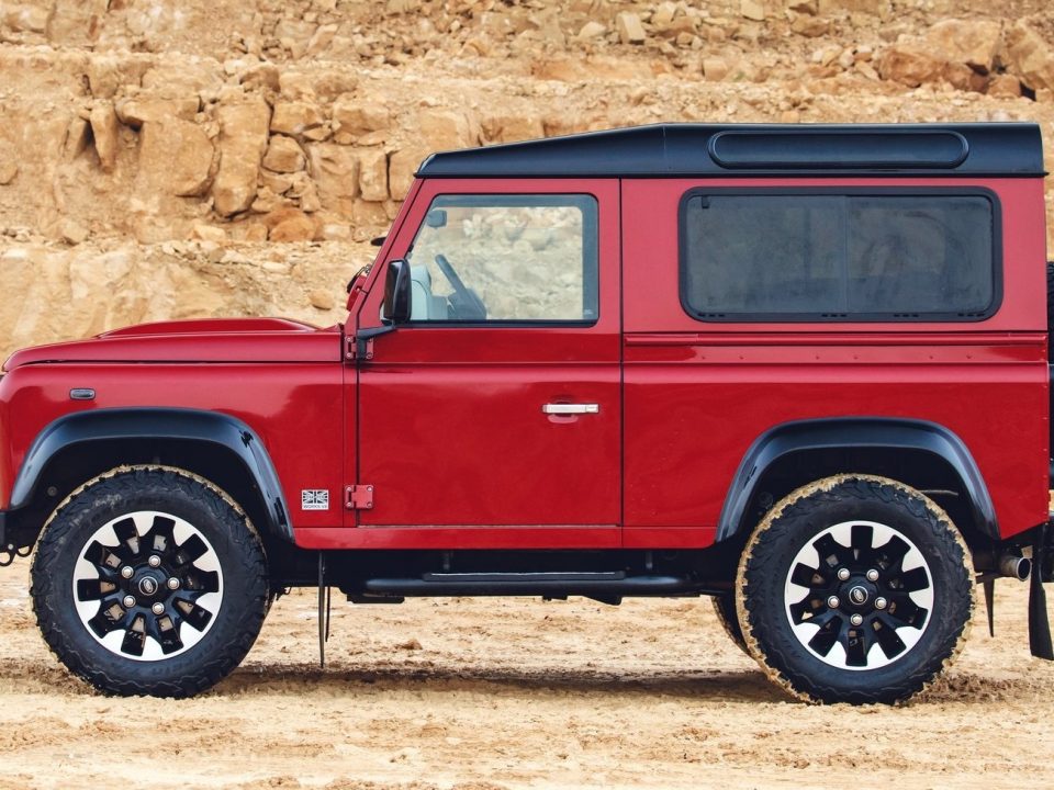 Land Rover Defender Works V8: lekkerste Defender ooit, met 405 pk!