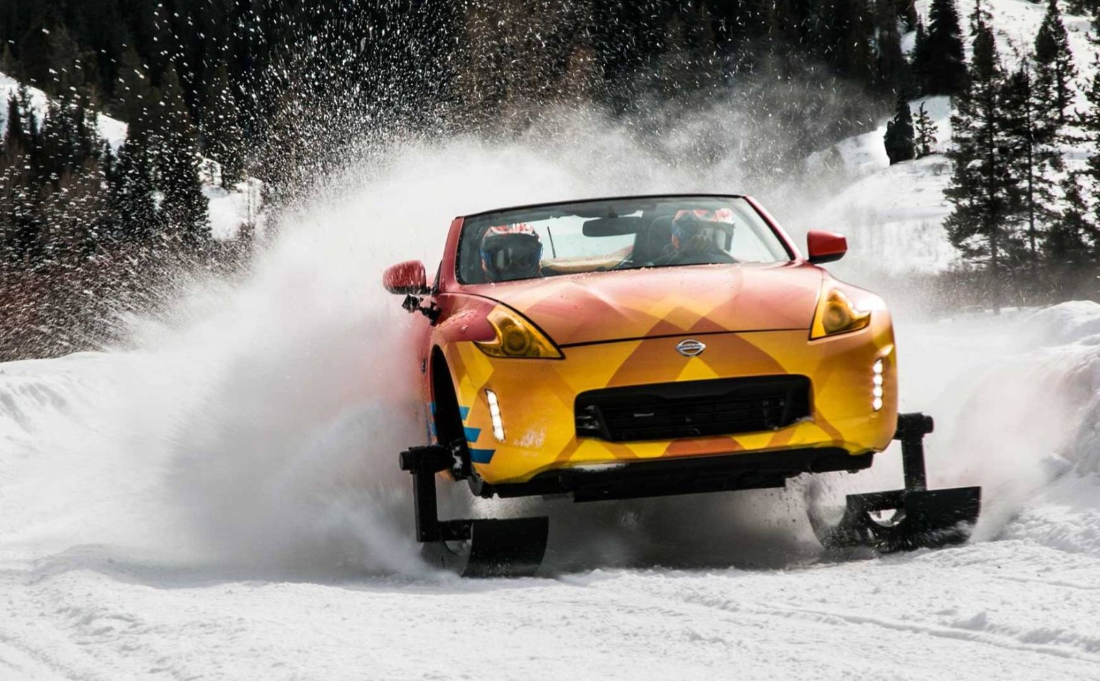 Het ultieme Het ultieme sneeuwspeeltje: Nissan 370Zki - AutoRAI.nl