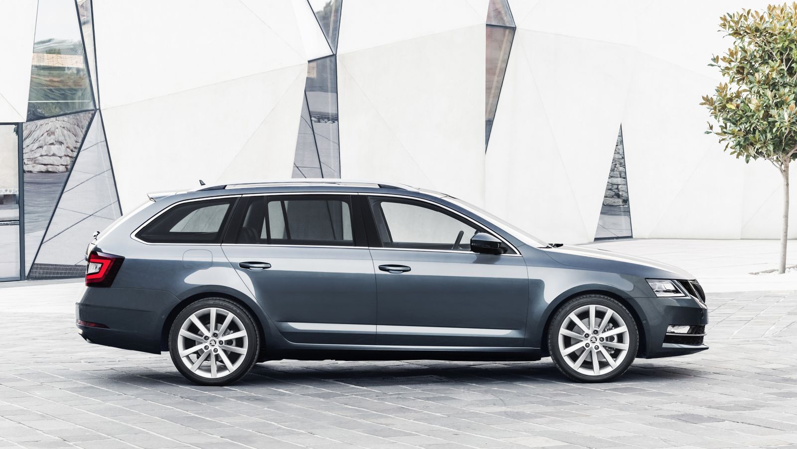 Autotest – Skoda Octavia Combi - AutoRAI.nl