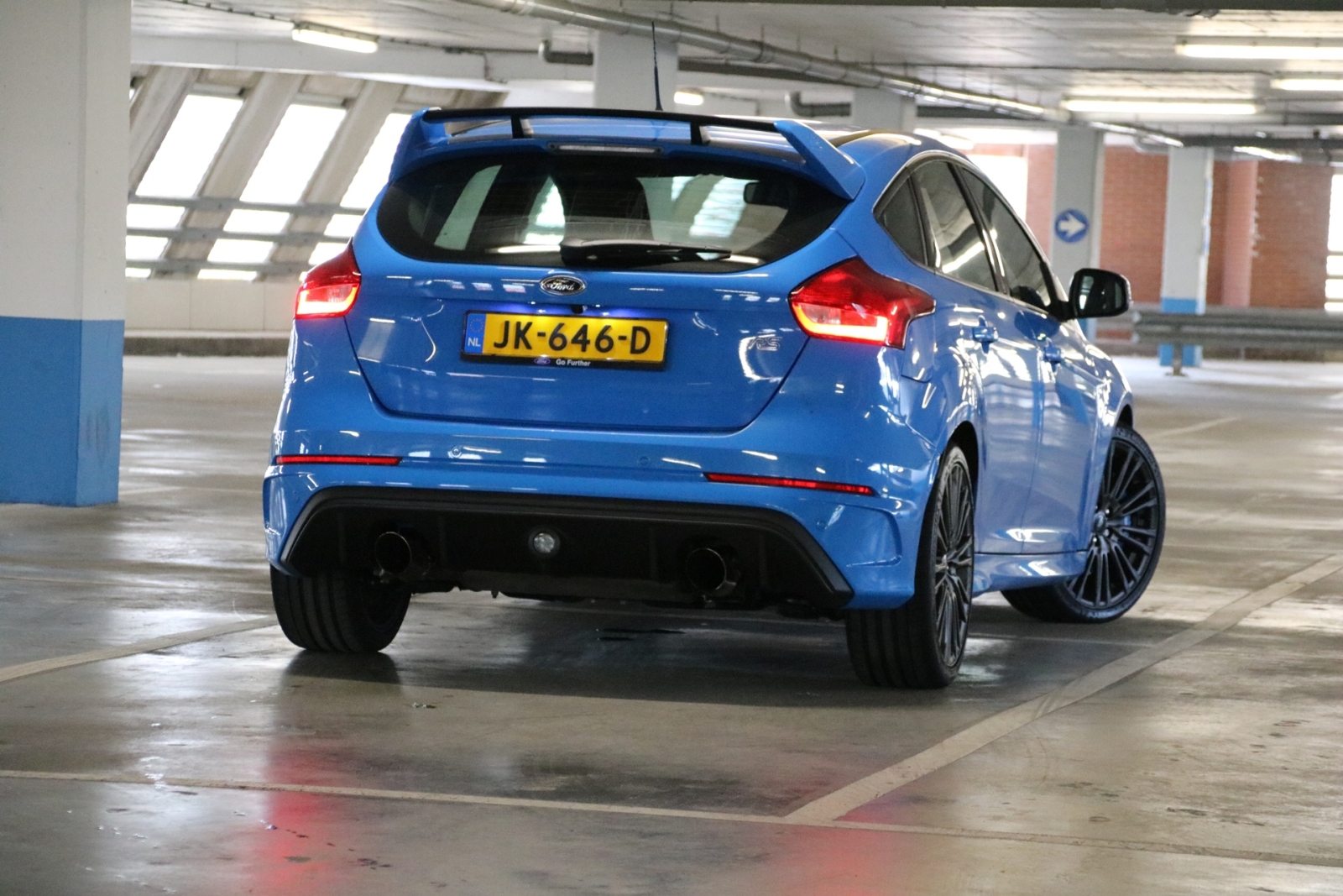 Autotest - Ford Focus RS 2.3 EcoBoost (2016) - AutoRAI.nl
