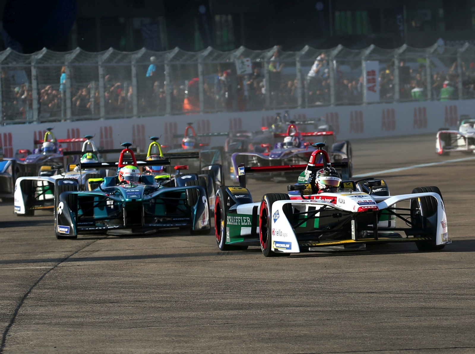 Reportage: Formule E-racing is hot - AutoRAI.nl
