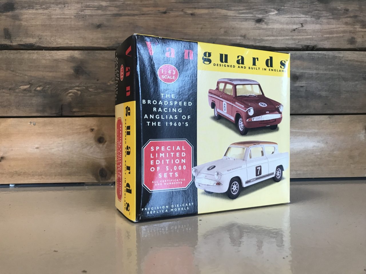 AutoRAI in Miniatuur: The Broadspeed Racing Anglia’s