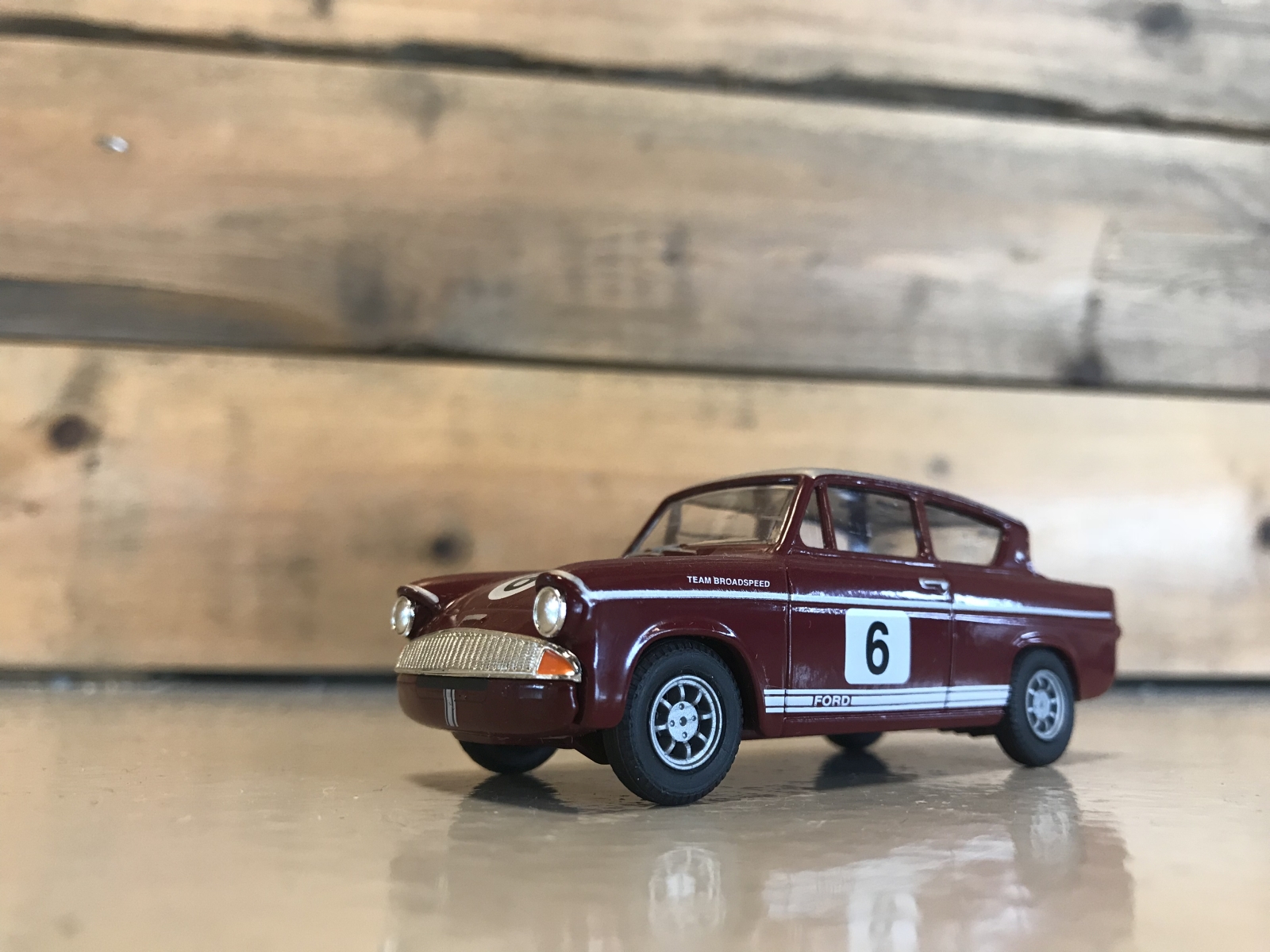 AutoRAI in Miniatuur: The Broadspeed Racing Anglia’s