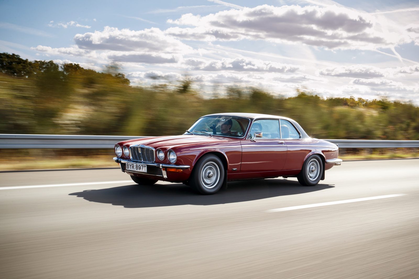 Fotoreportage: Jaguar XJ Series 1 en XJ50 in Parijs