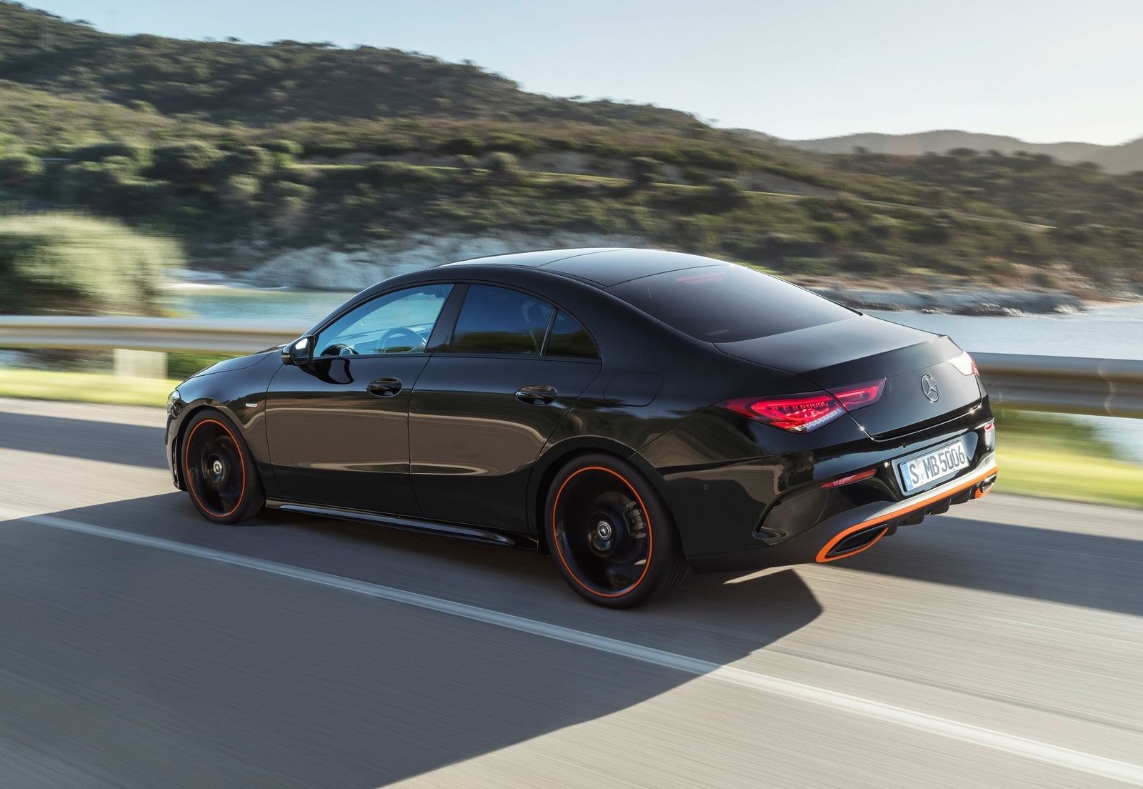 Officieel: Nieuwe Mercedes-Benz CLA is een mini-CLS - AutoRAI.nl