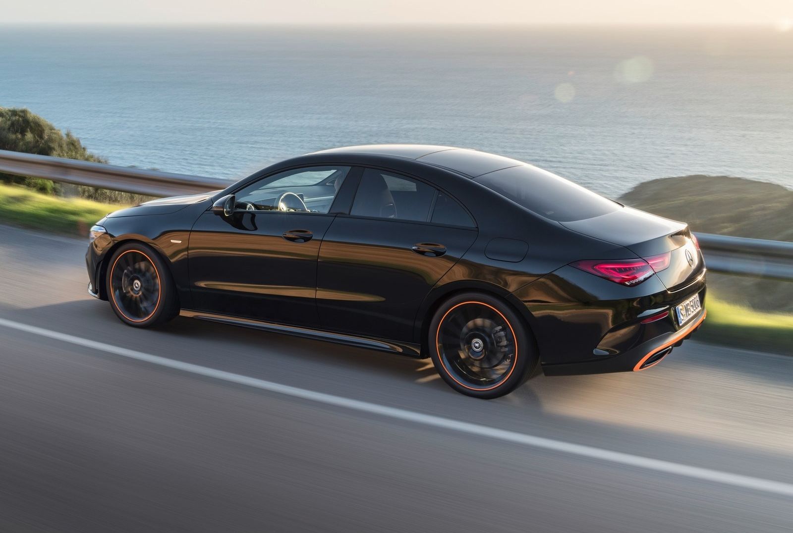 Officieel: Nieuwe Mercedes-Benz CLA is een mini-CLS - AutoRAI.nl