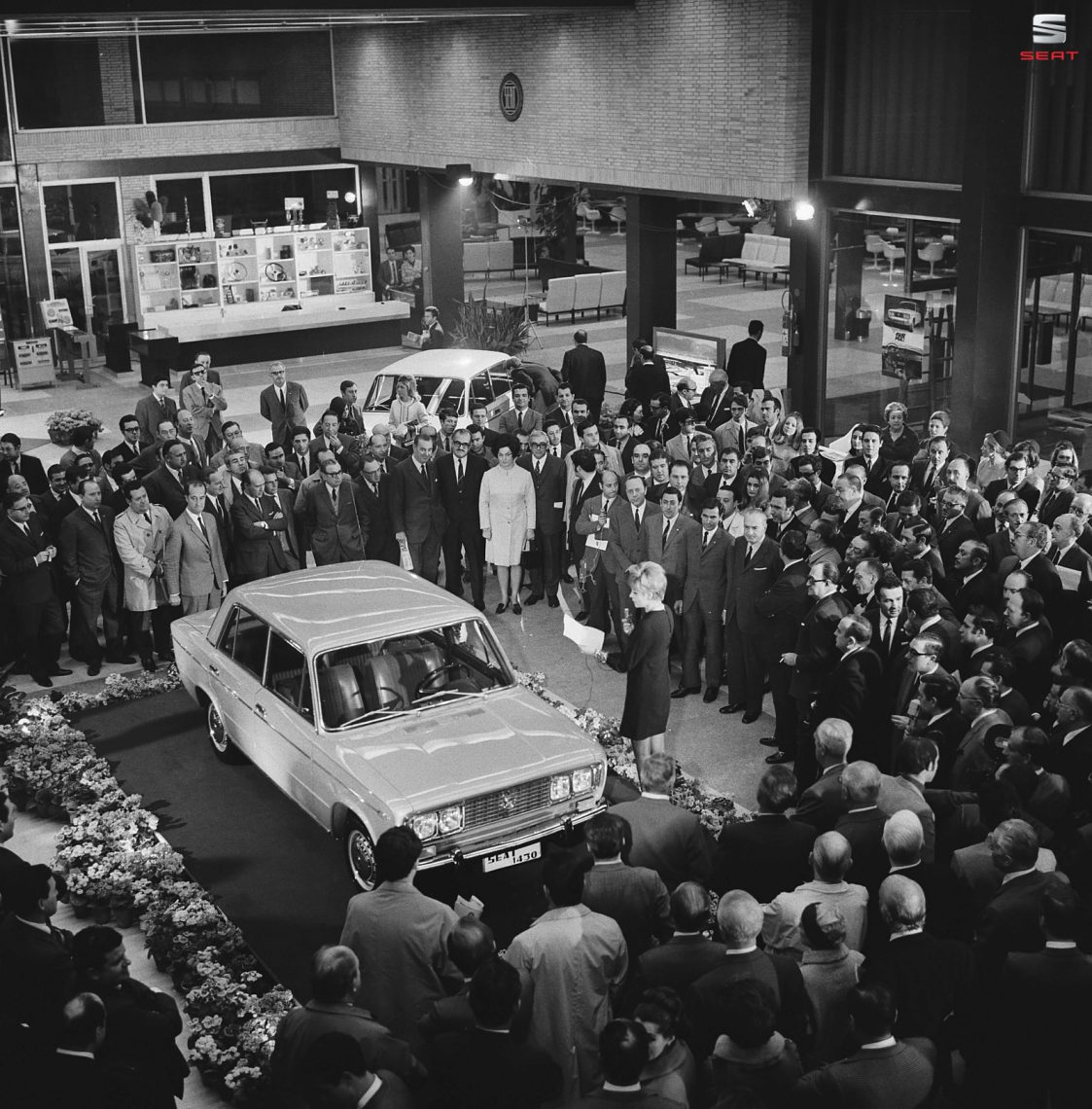 Auto’s van Toen: Seat 1430 en 850 Sport Spider - AutoRAI.nl