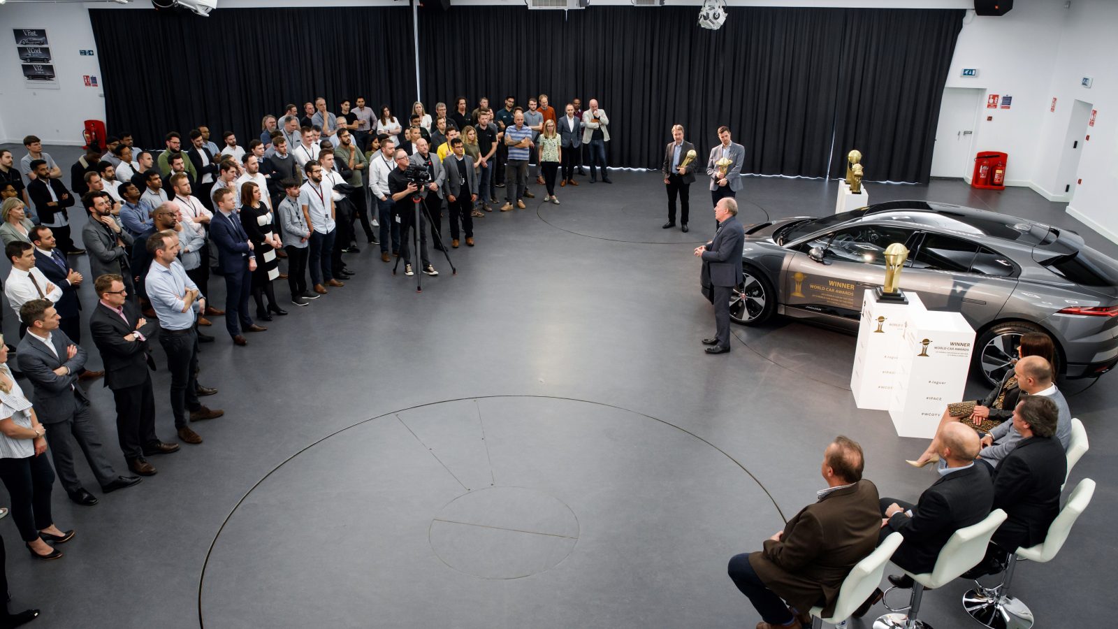 Jaguar komt met J-Pace SUV en nog veel meer - AutoRAI.nl