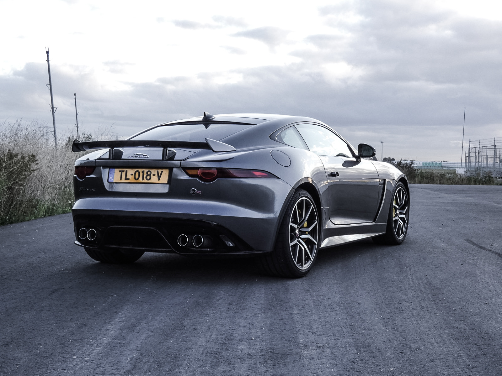 Autotest - Jaguar F-Type SVR (2019) de laatste in zijn soort? - AutoRAI.nl