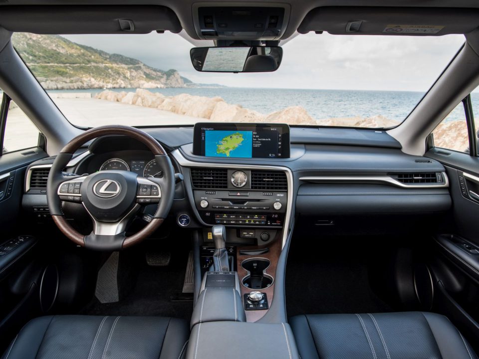 Rijtest - vernieuwde Lexus RX 450h (2020) - Full Hybrid SUV - AutoRAI.nl