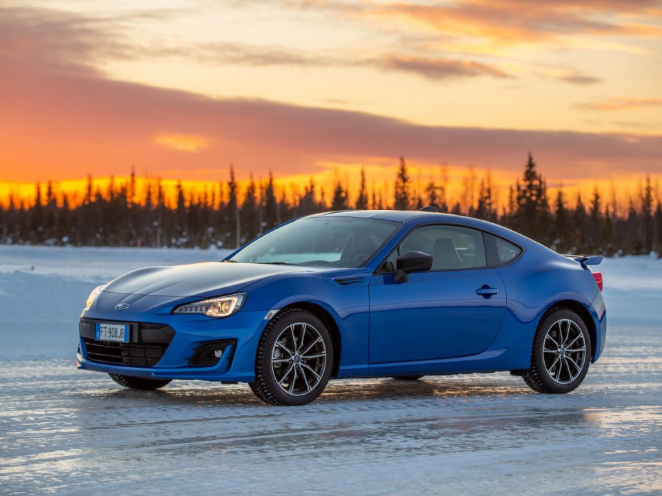 Driften met een Subaru BRZ bij -25 graden Celsius