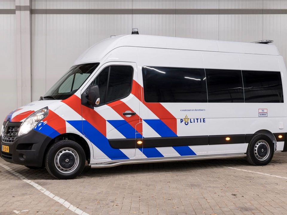 Dit is het nieuwe mobiele kantoor van de politie - AutoRAI.nl
