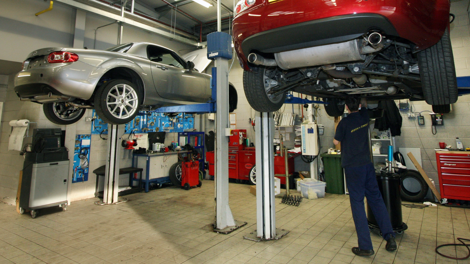 RDW beperkt diensten door coronavirus - AutoRAI.nl