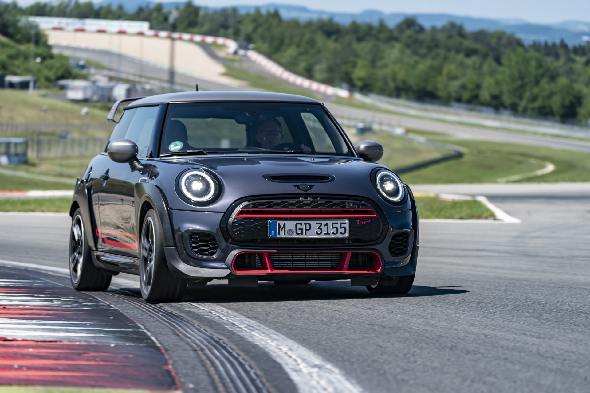 Autotest - MINI John Cooper Works GP (2020) - AutoRAI.nl