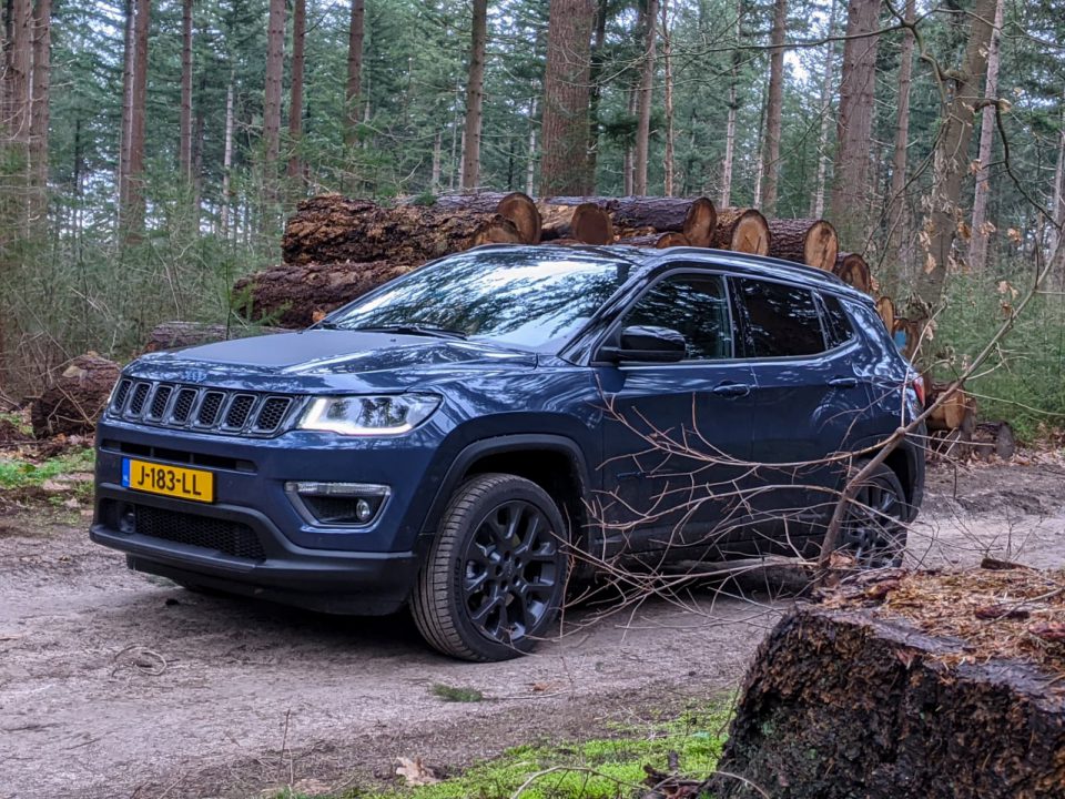 Autotest - Jeep Compass 4xe (2021) 240 pk maar zuinig