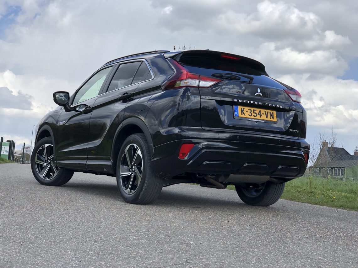 Autotest - Mitsubishi Eclipse Cross Plug-in Hybrid (2021)