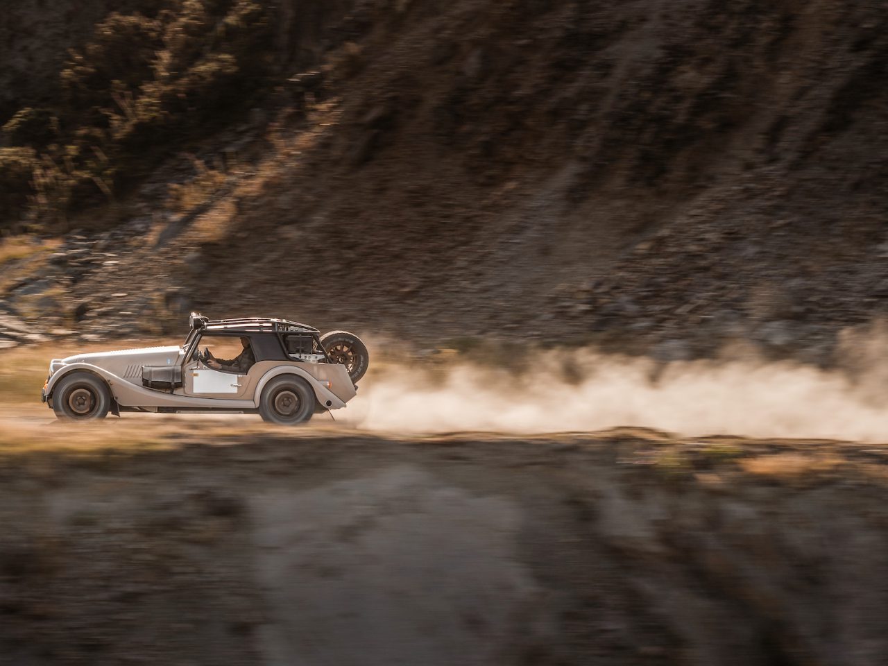 Say what!? Morgan komt met off-roader: Morgan Plus Four CX-T