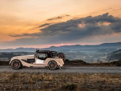 Say what!? Morgan komt met off-roader: Morgan Plus Four CX-T