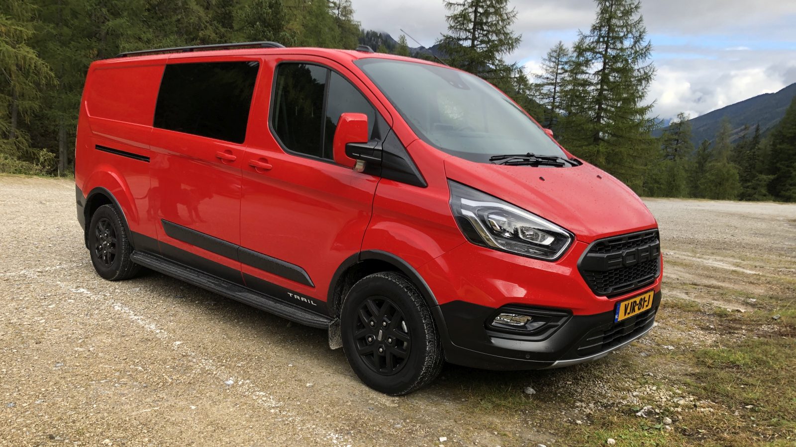 Autotest - Ford Transit Custom Trail (2021)
