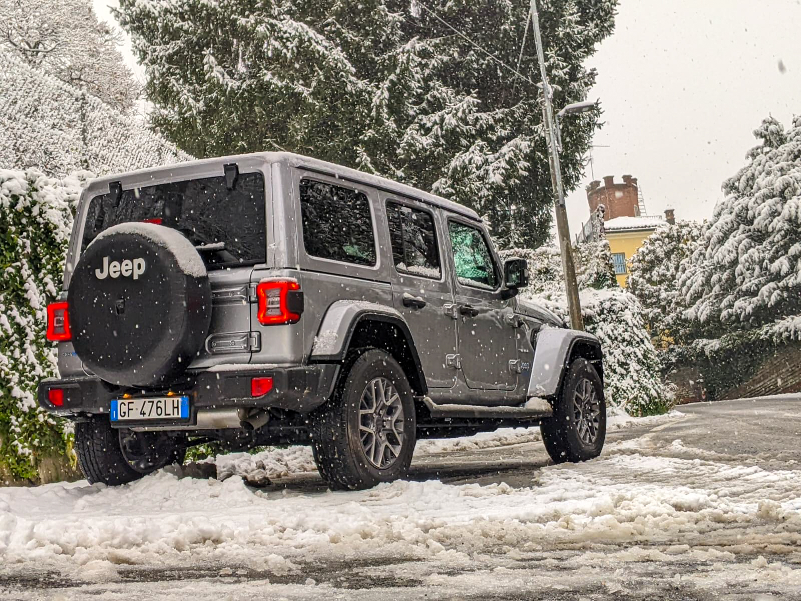 Review – Jeep 4xe plug-in hybride – Meer power voor minder geld