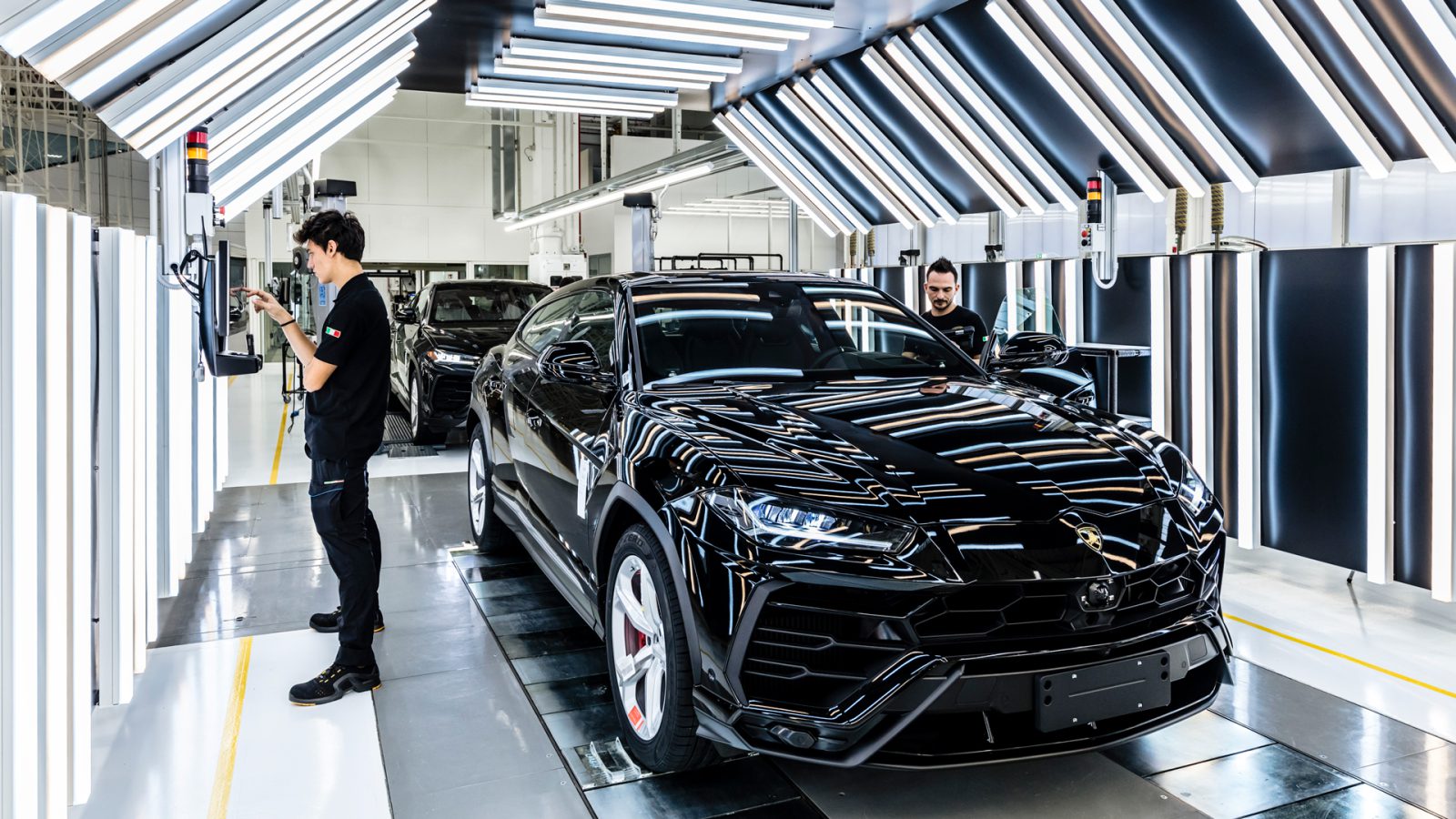 Urus is ware cash cow voor Lamborghini - AutoRAI.nl