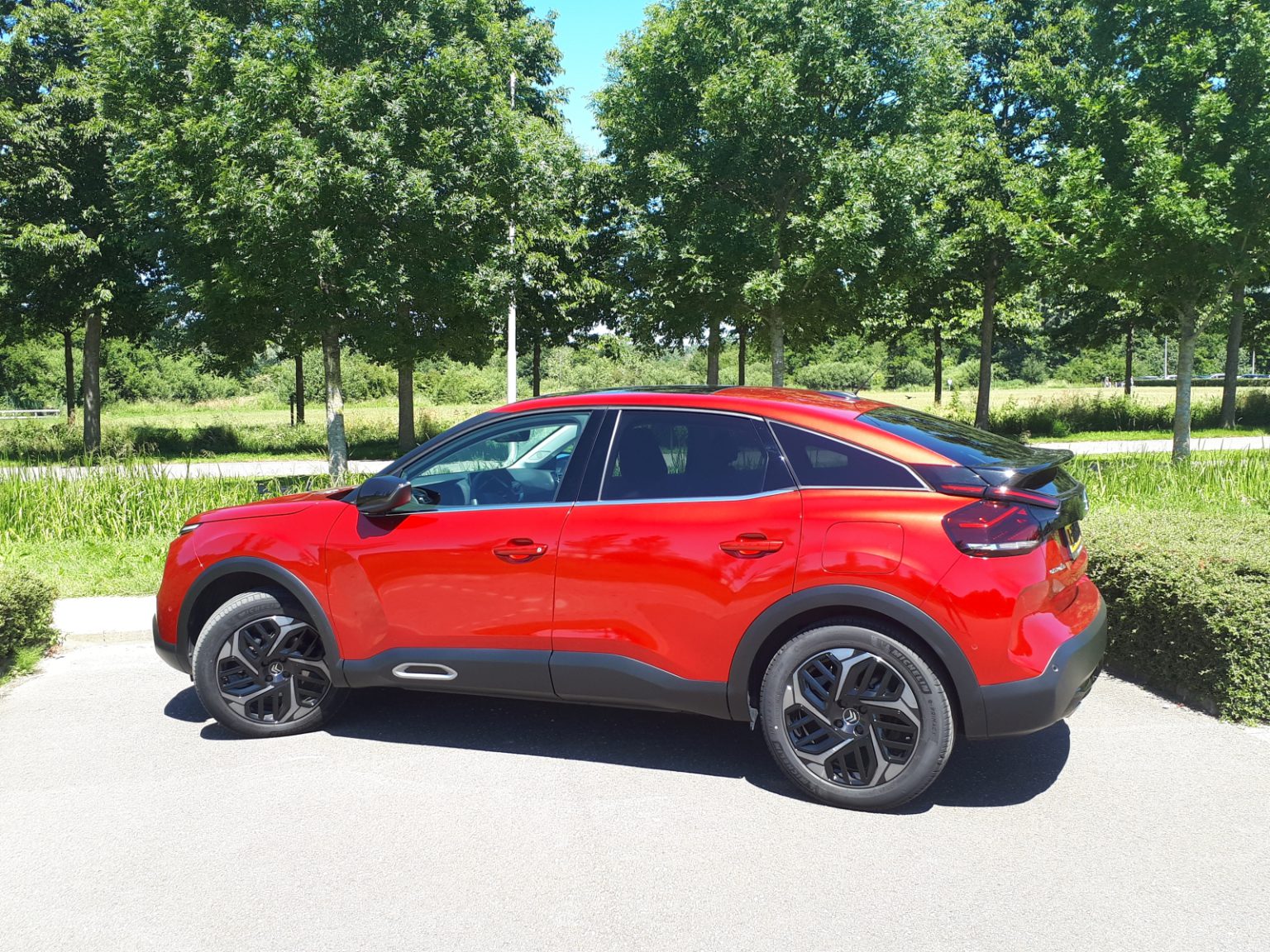 Review – Citroën C4 PureTech 130 (2022) - AutoRAI.nl