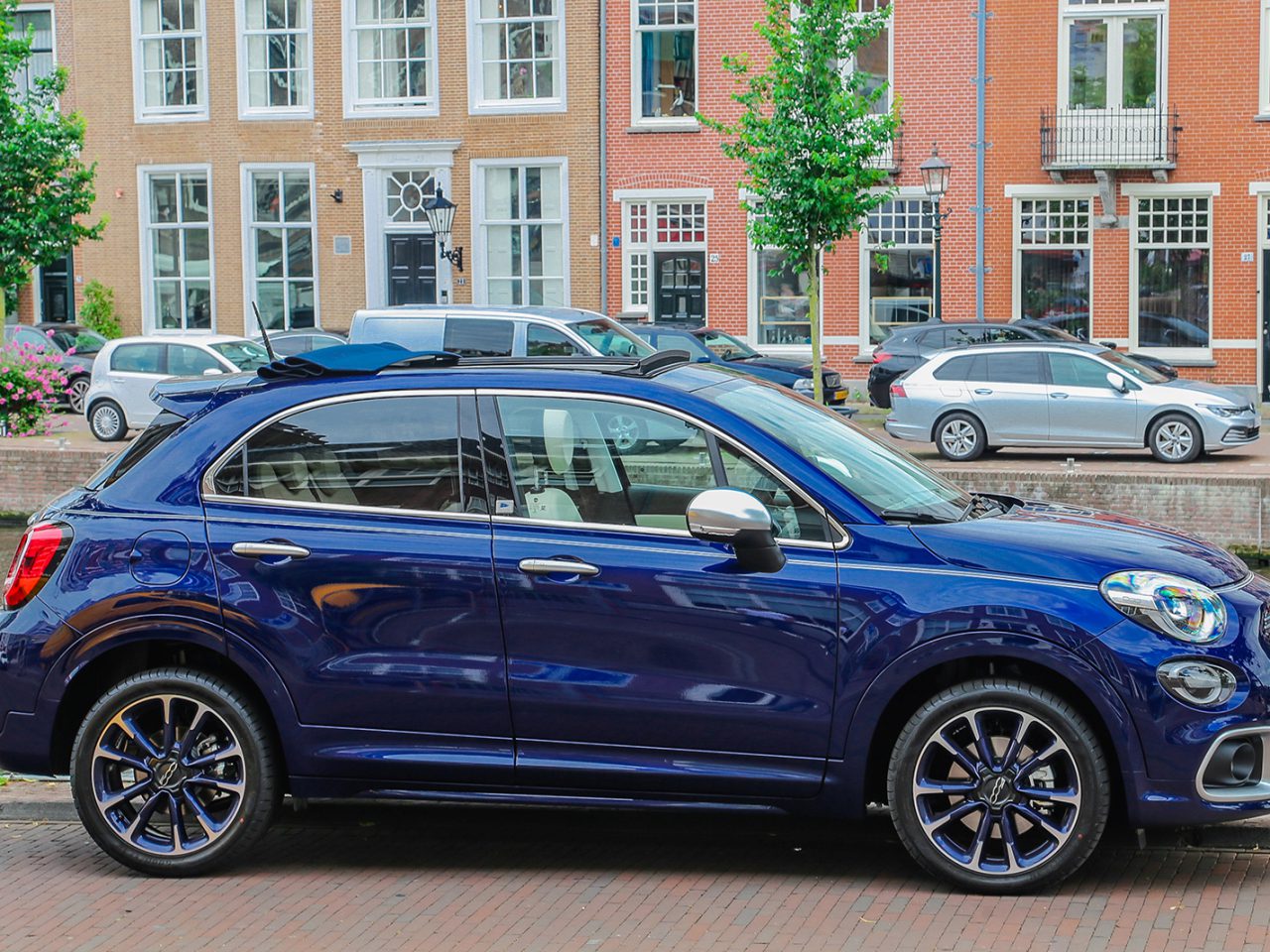 Review - Fiat 500X Hybrid Yacht Club Capri - AutoRAI.nl