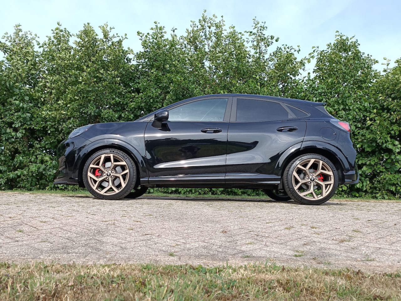 Ford Puma ST Gold Edition (2022) - Review & Video