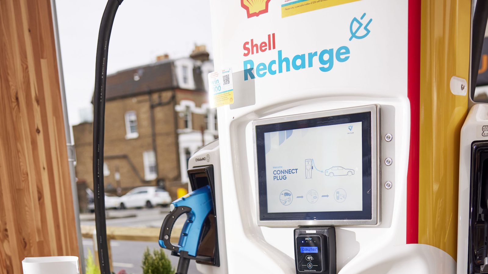 AC-laden: Shell gooit prijs per kWh bij laadpaal omhoog