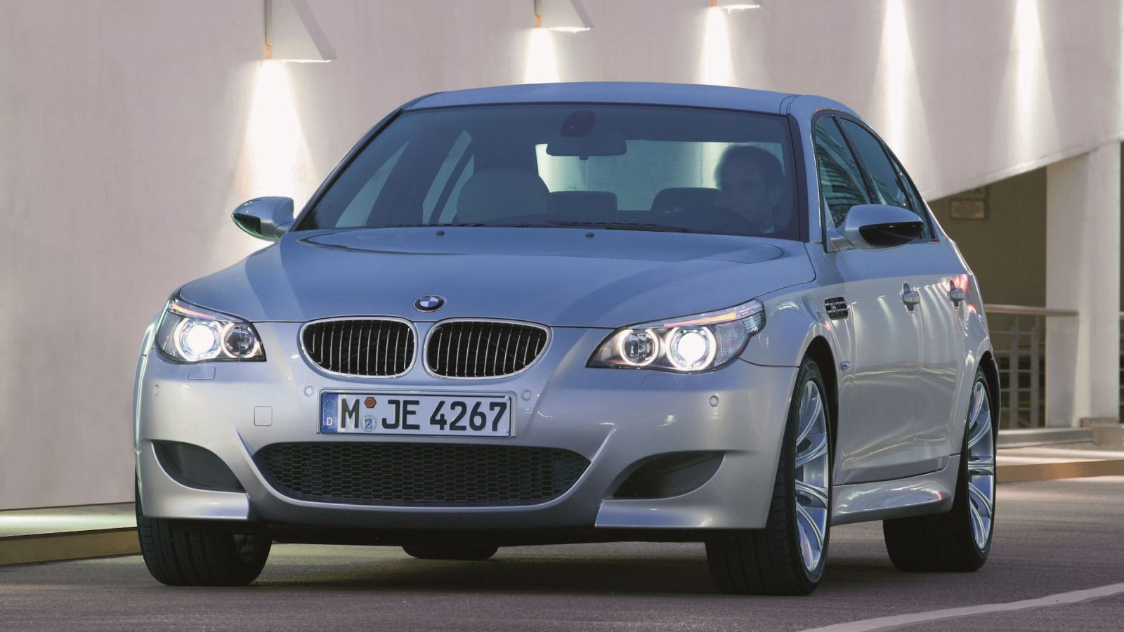 BMW M5 V10 - alles wat je moet weten - AutoRAI.nl