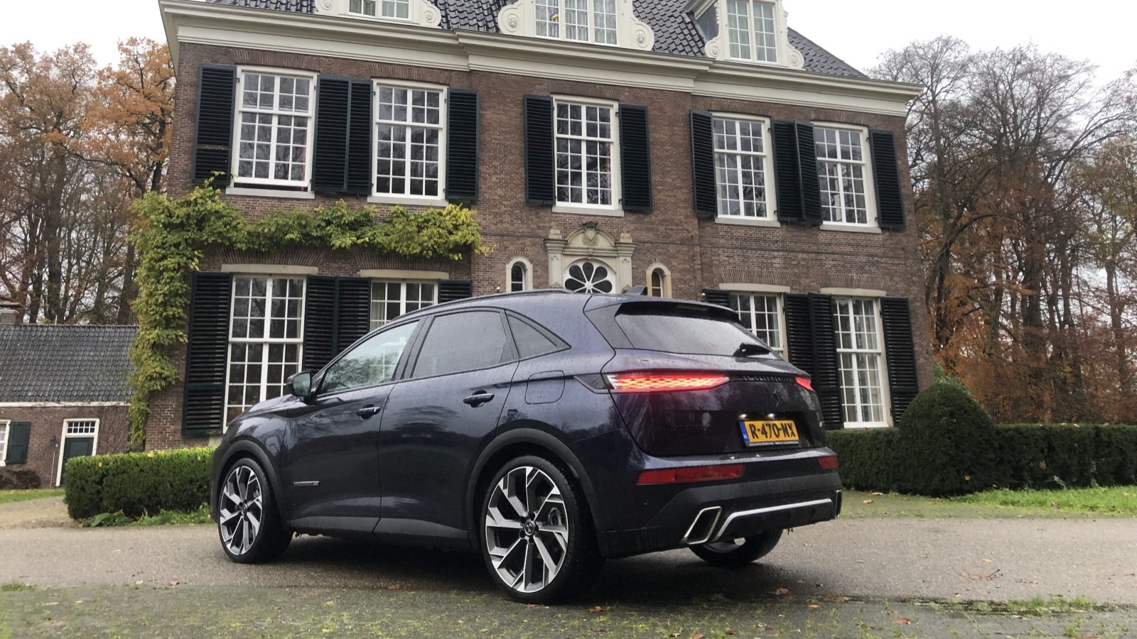 Review - DS 7 E-Tense 4x4 360 La Première