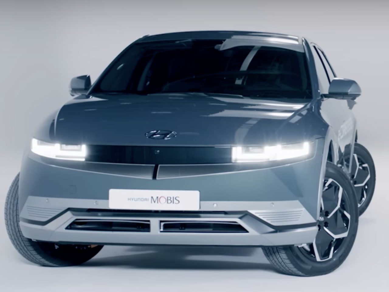 Parkeerangst? Koop een Hyundai IONIQ 5 met e-Corner