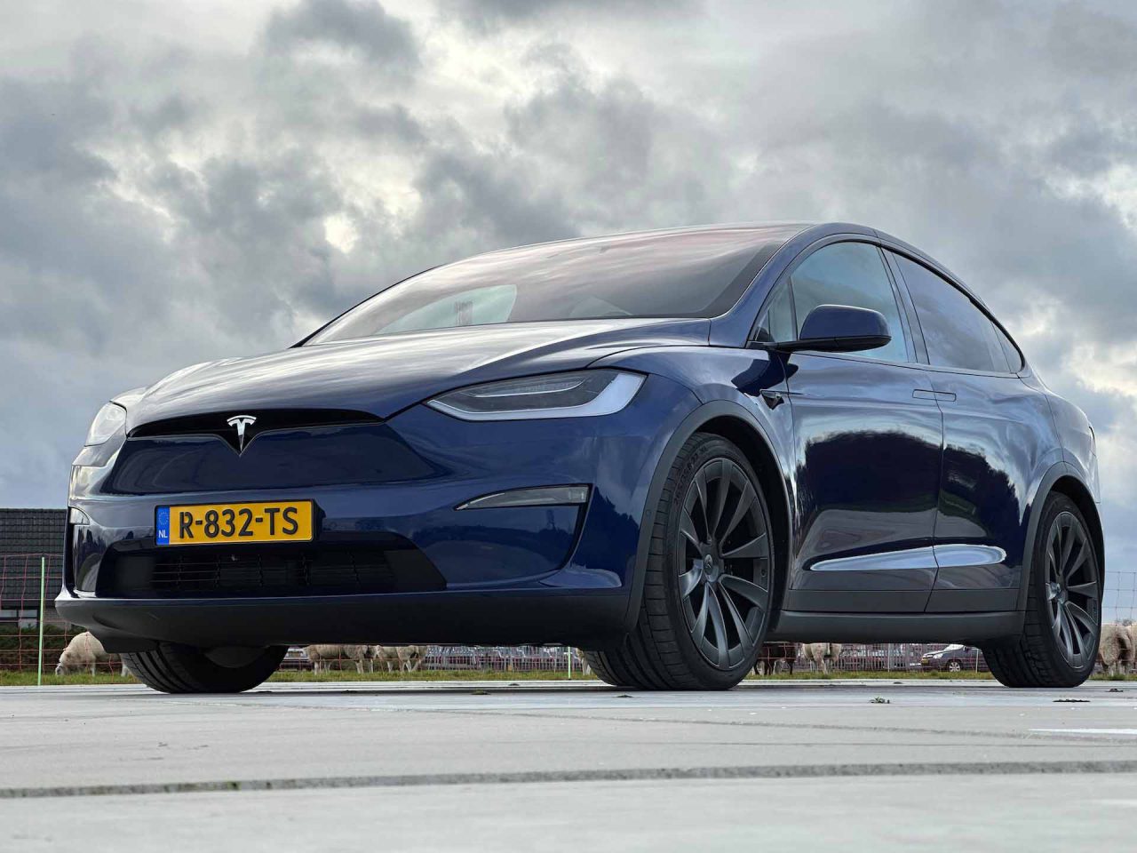 Tesla Model X Plaid, compleet gestoord - REVIEW & VIDEO
