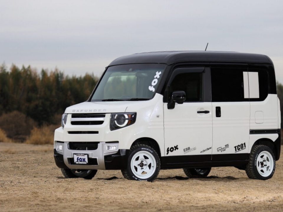 HONDAFUNDER: als een normale Land Rover Defender te duur is