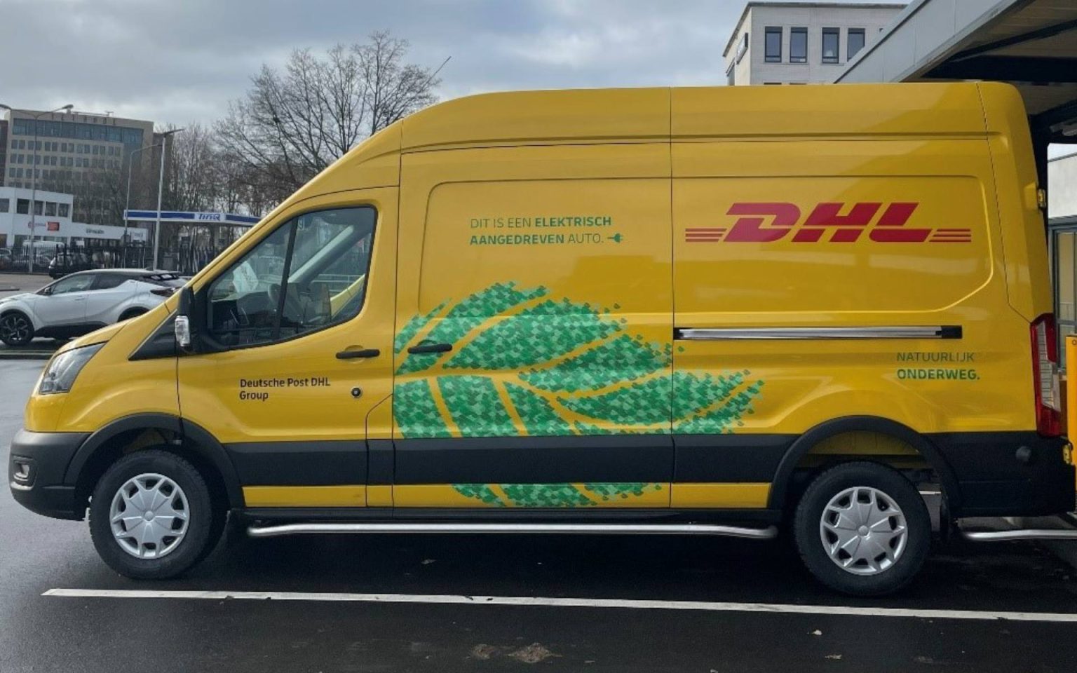 Weten jullie wat er in deze Nederlandse DHL Ford e-Transit?
