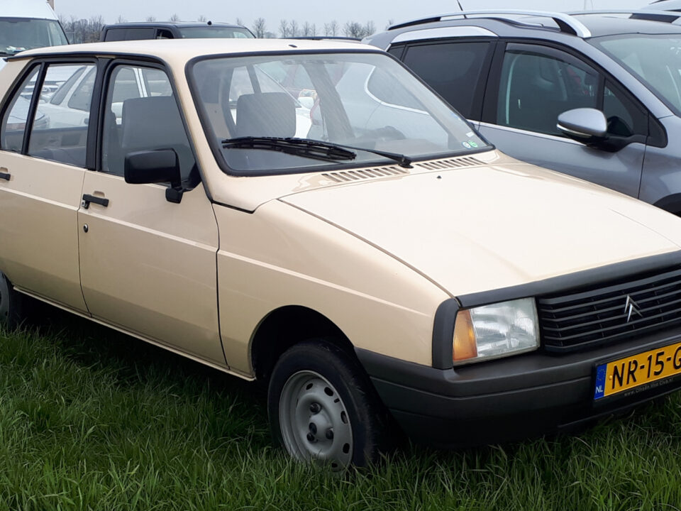 Gespot: een Citroën Visa uit 1985 - AutoRAI.nl
