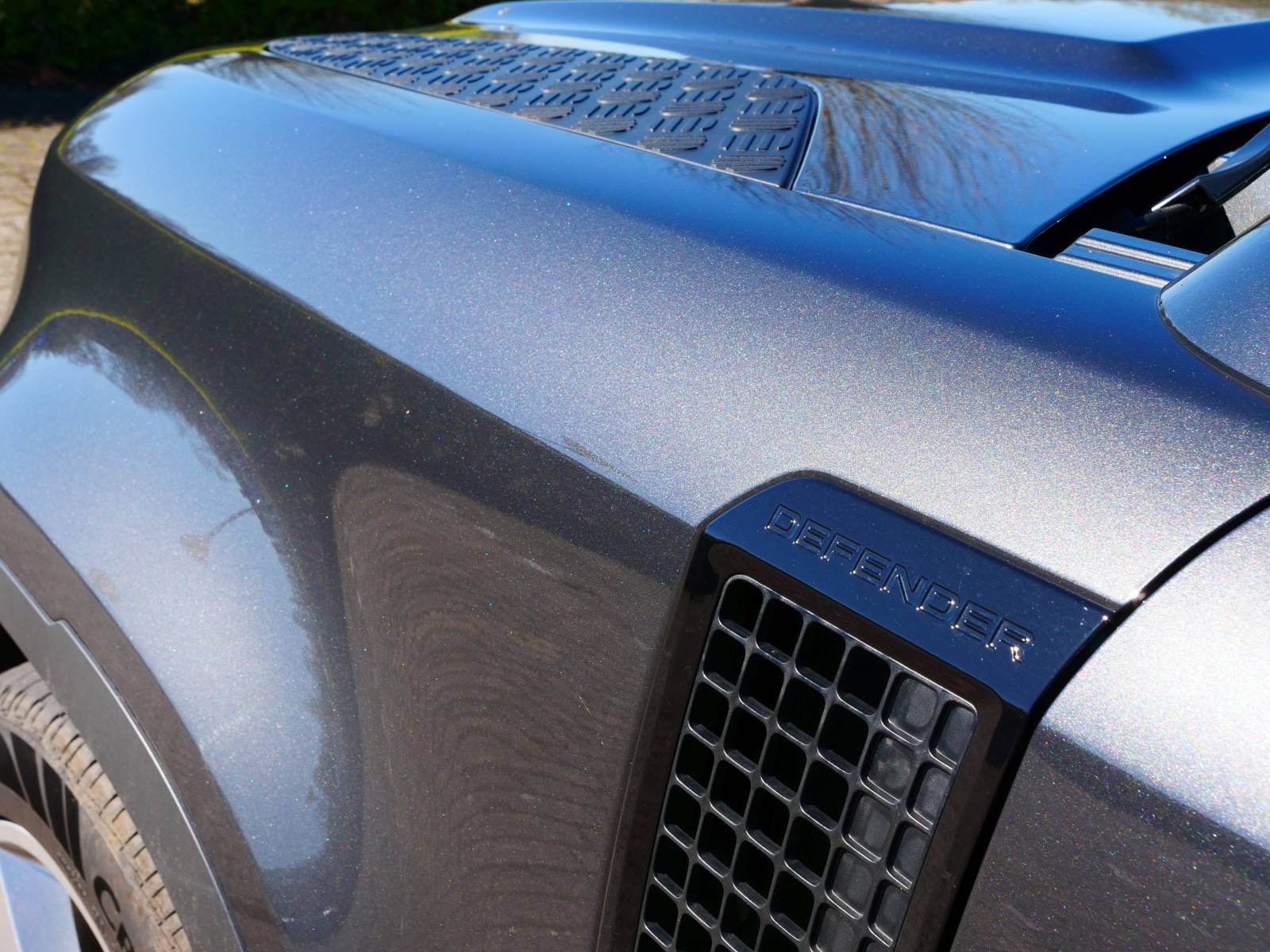 Review – Land Rover Defender 130 P400 – Unieke 8-zitter