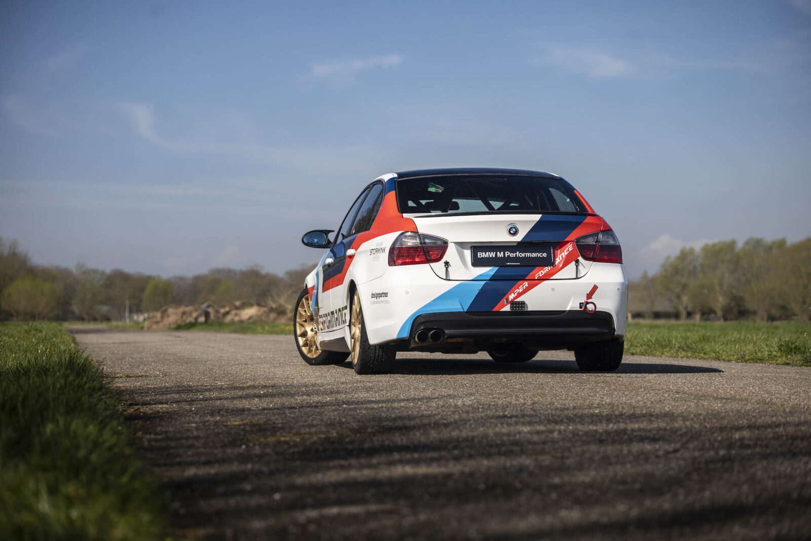 Autoportret: de BMW 325i circuitauto van Mathijs