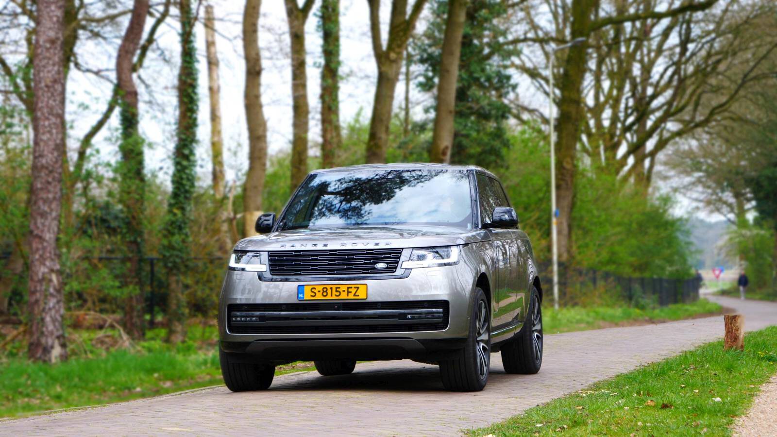 Review – een week stekkeren met de nieuwe Range Rover P440e