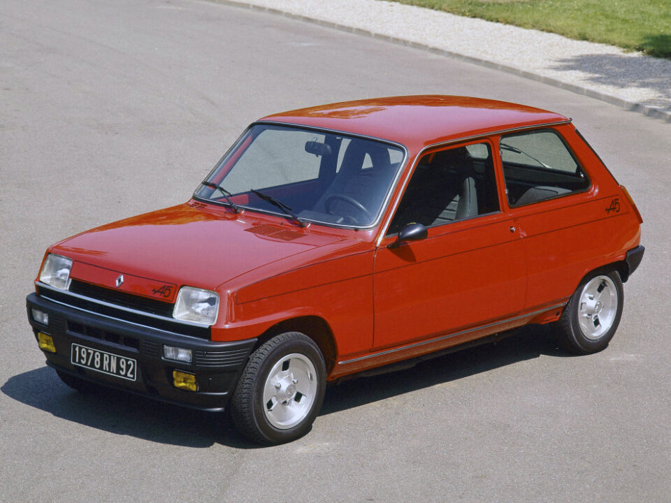 Gespot: een Renault 5 GTS uit 1988 - AutoRAI.nl