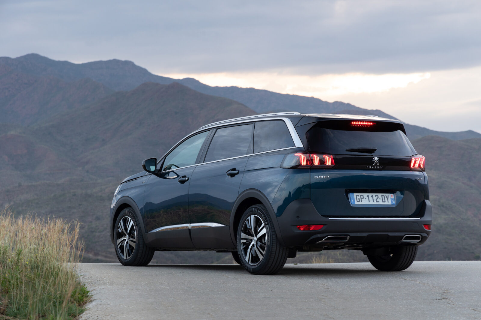 Review – eerste indruk Peugeot 5008 48V HYBRID