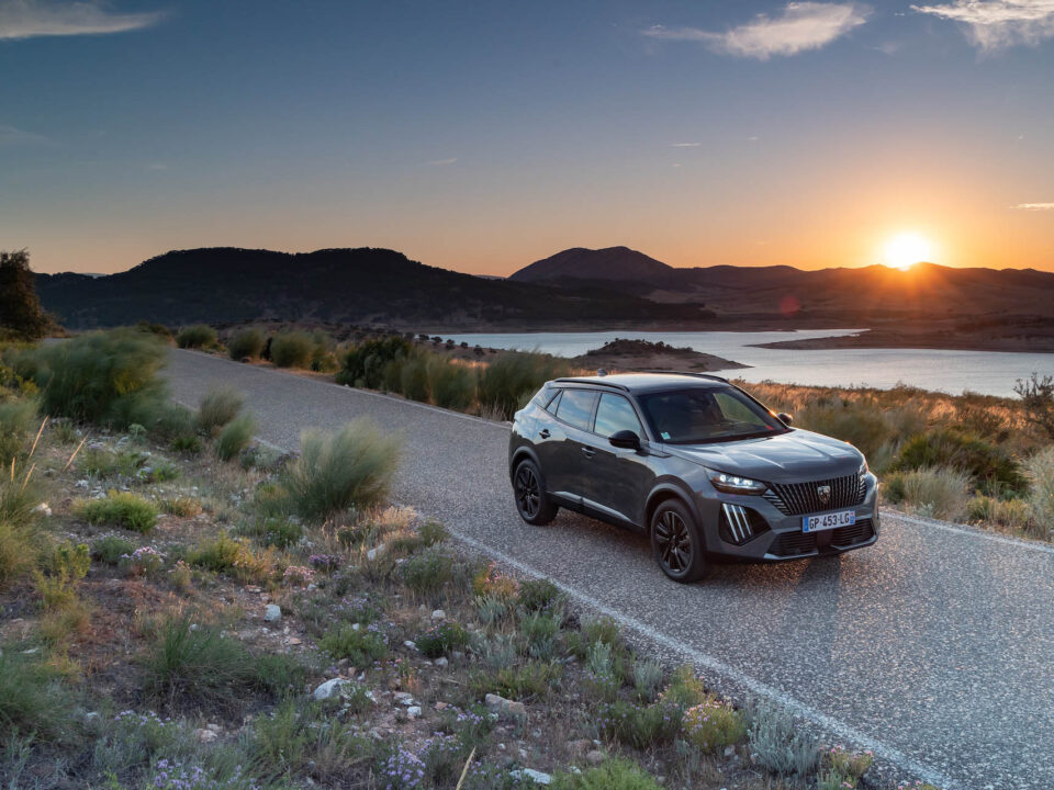 Review – eerste indruk nieuwe Peugeot E-2008