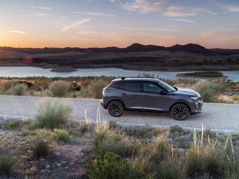 Review – eerste indruk nieuwe Peugeot E-2008