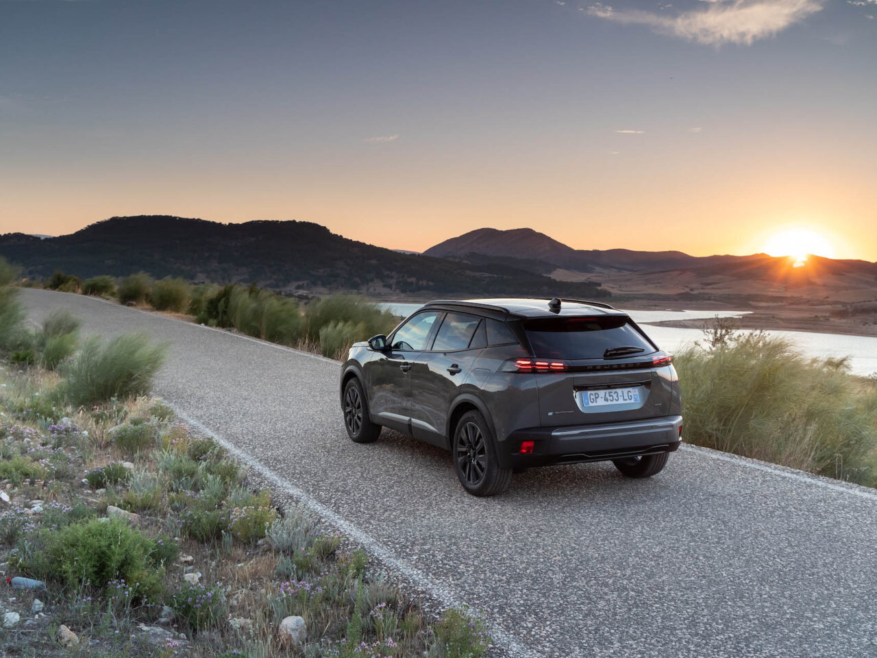 Review – eerste indruk nieuwe Peugeot E-2008