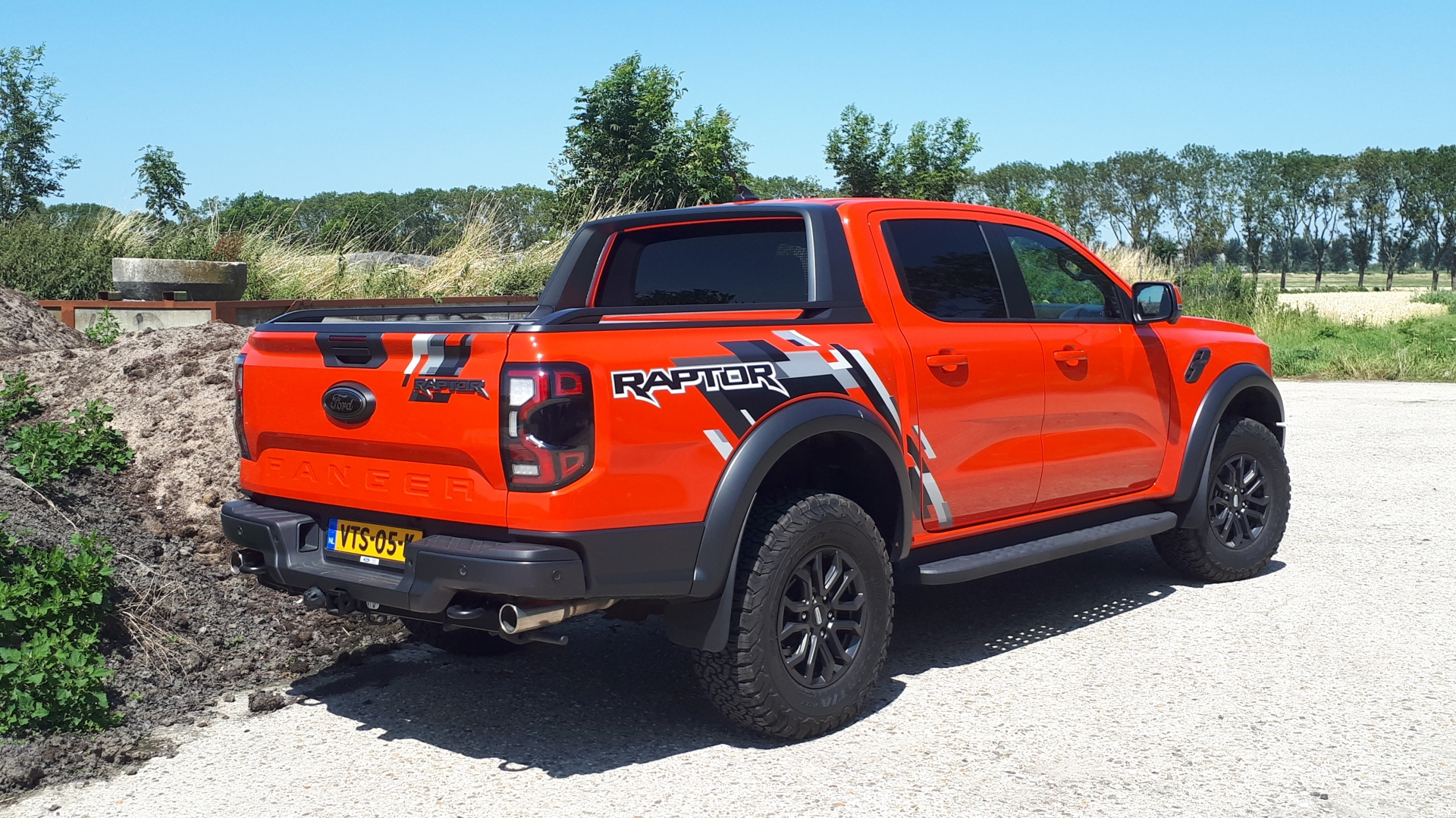 Review – Ford Ranger Raptor (2023) - AutoRAI.nl