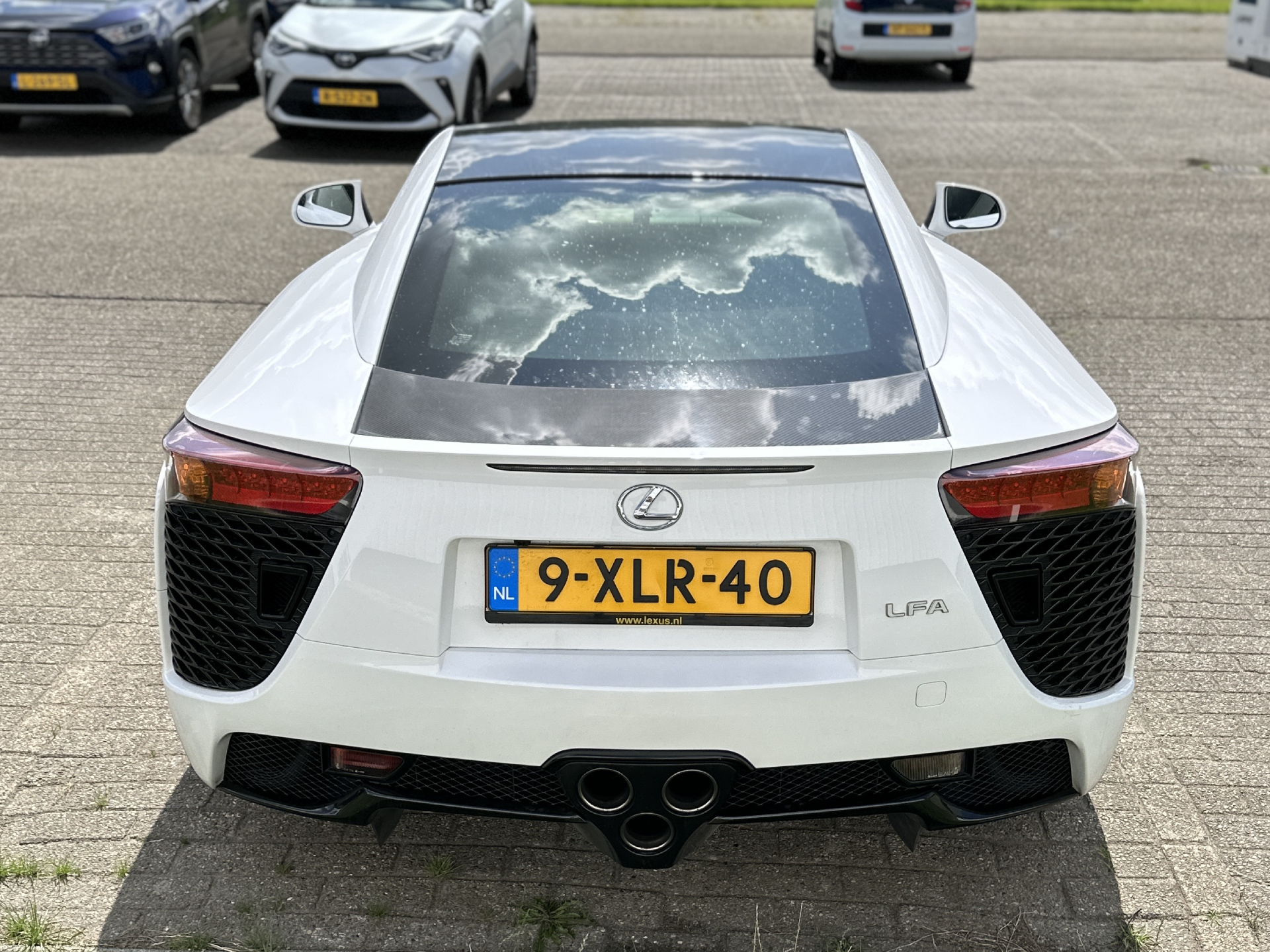 Gespot: een Lexus LFA - AutoRAI.nl