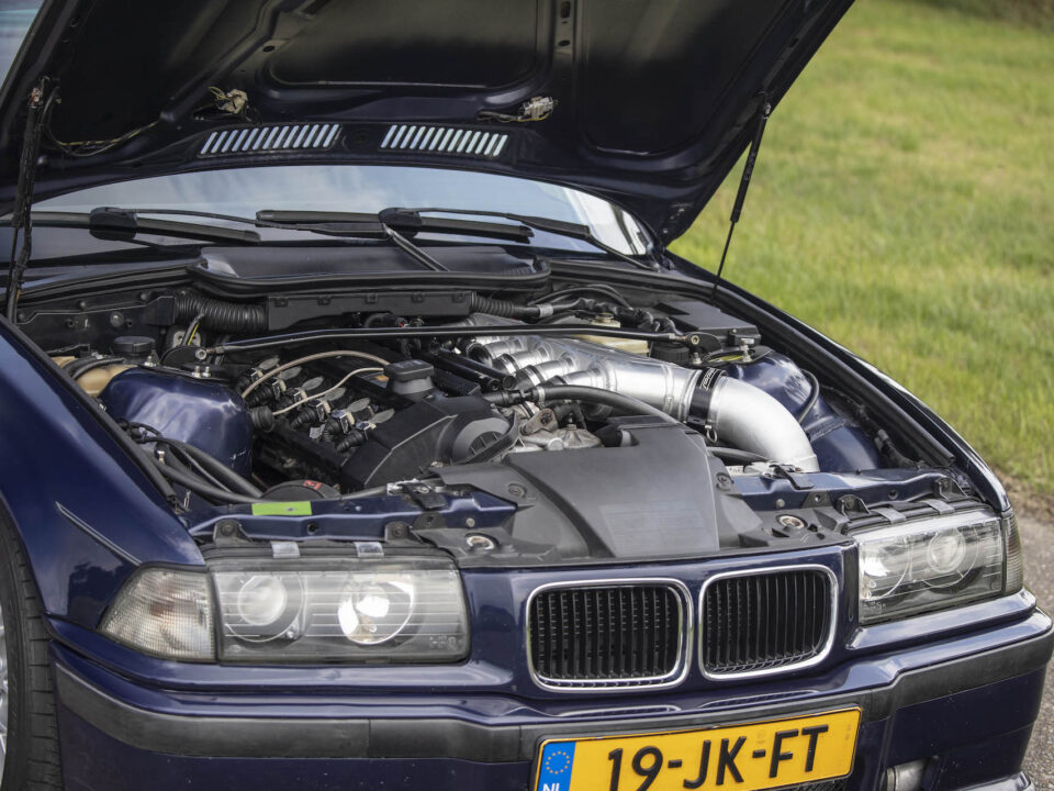 Autoportret: de BMW E36 328i Turbo van Elon